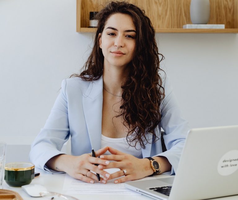 15 Employee Strengths & Weaknesses in the Workplace + Examples